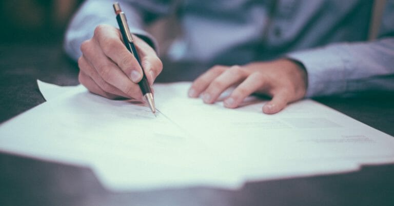 Why Do Doctors Have Bad Handwriting? | Lecturio Medical
